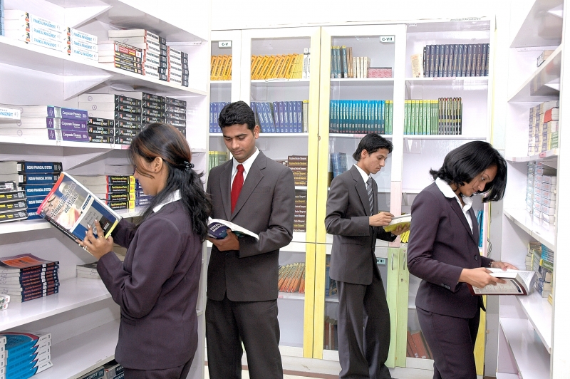 ISBS Pune Indira School of Business Studies | Courses, Fees, admission ...